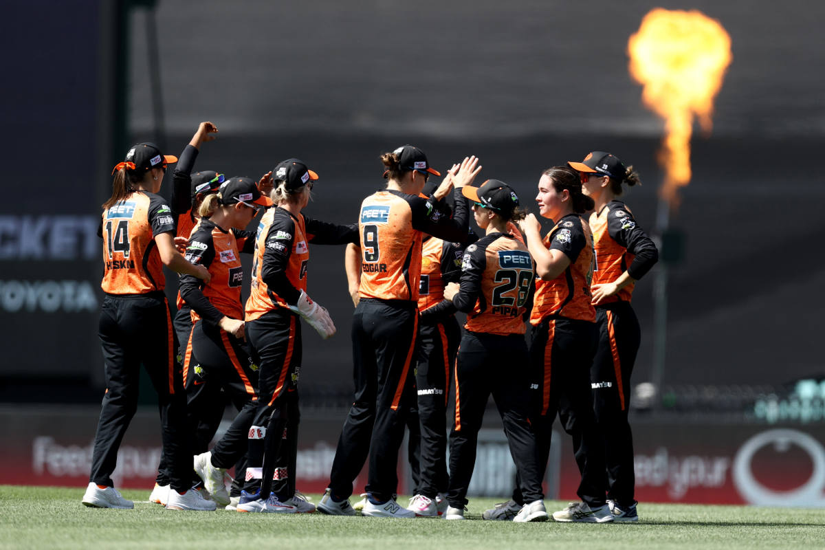 Scorchers outclassed by Hurricanes | Perth Scorchers