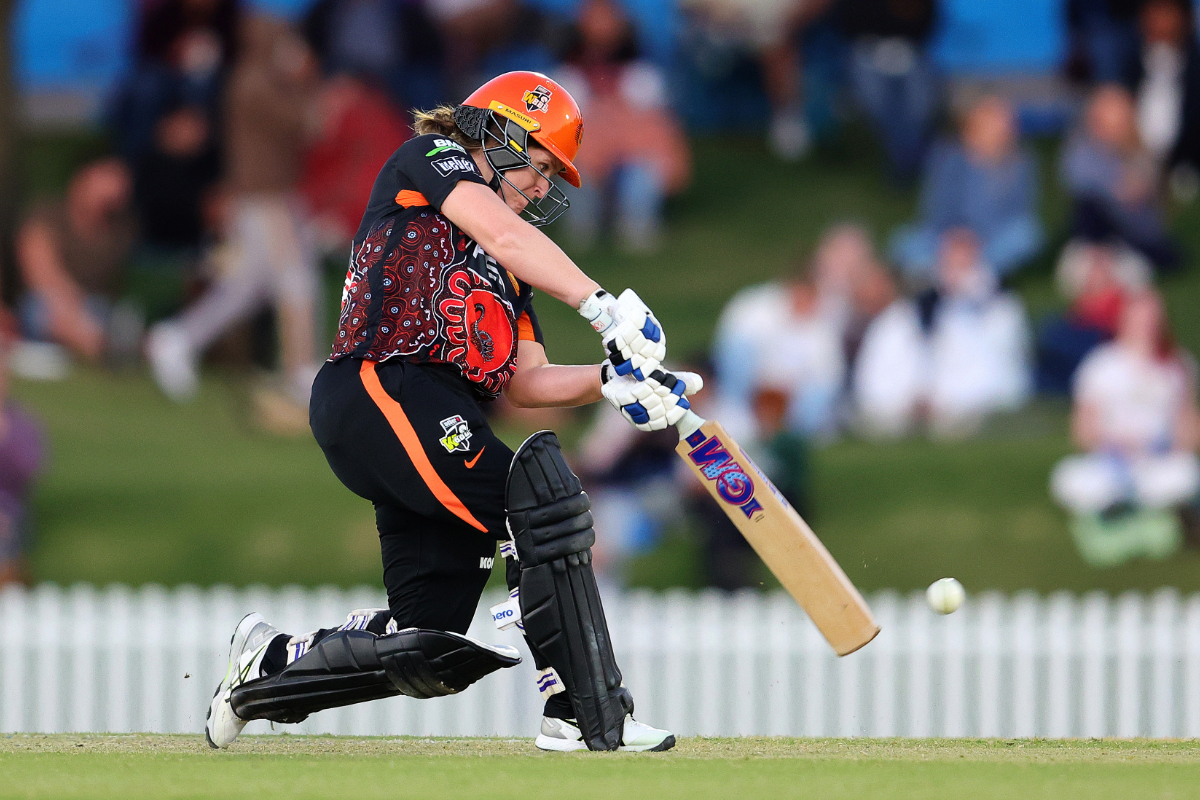 Scorchers fall short against Strikers | Perth Scorchers