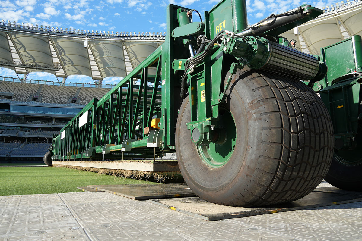 Furnace Pitch Farewelled For Season | Perth Scorchers