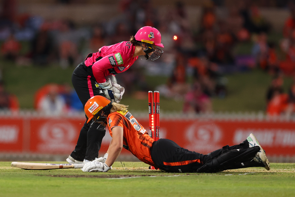 Sixers Prove Too Strong For Scorchers In Season Opener | Perth Scorchers